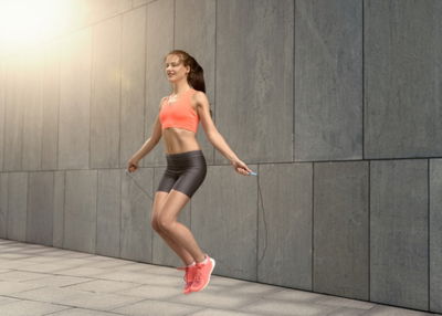 Quema grasa al momento con esta rutina de ejercicios con la comba